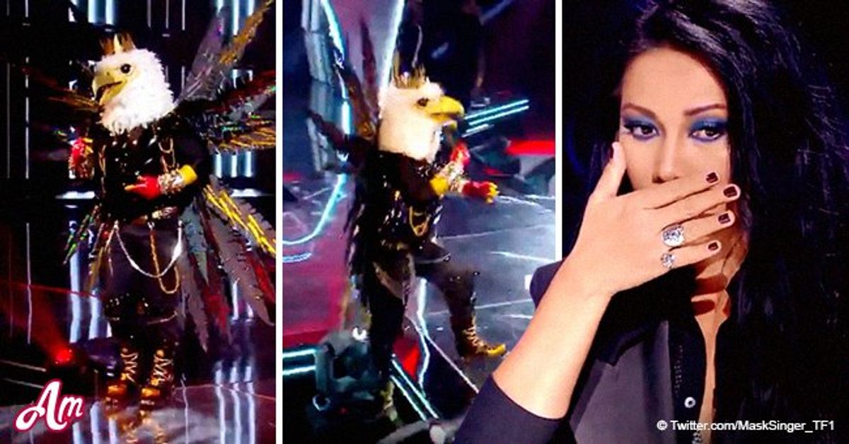 Mask singer : le chanteur masqué dans l'aigle tombe de scène en ...