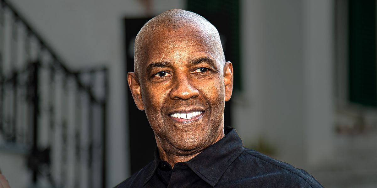 Denzel Washington séduit avec son nouveau look et son allure légendaire ...