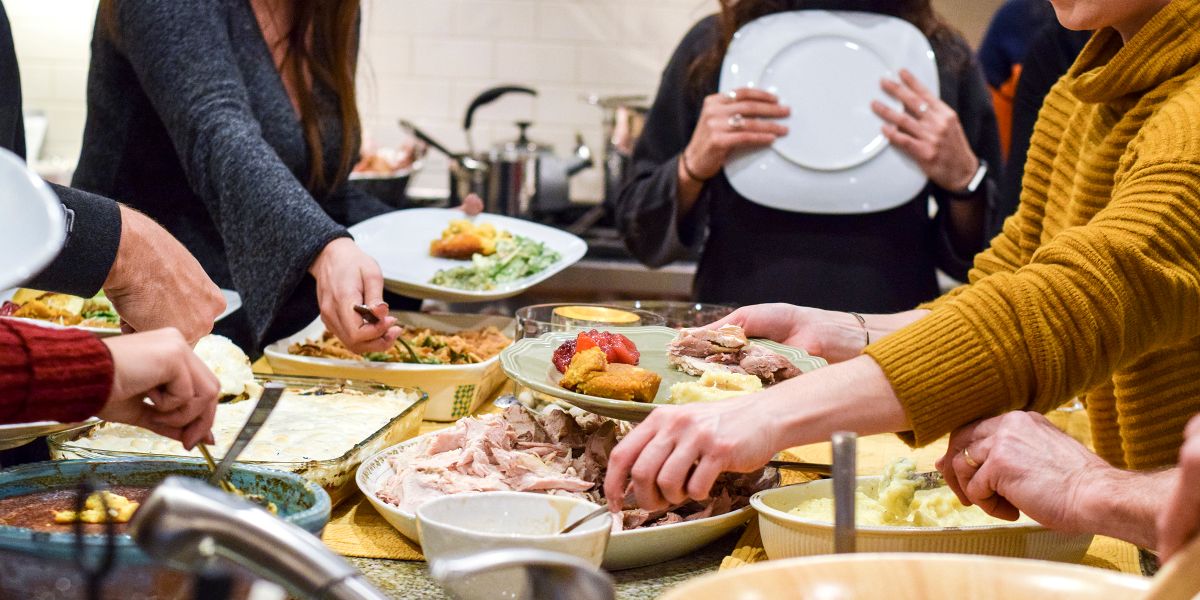 Ma belle-sœur m'a expulsée du repas de famille parce que je ne pouvais ...